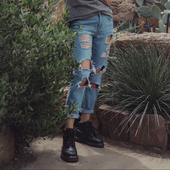 Forever 21 | Jeans | Destroyed Distressed Boyfriend Jeans Denim 25 ...